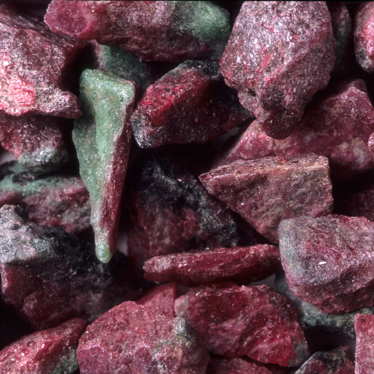 The Ultimate Guide To Crystal Healing 2025 | Close To Nature